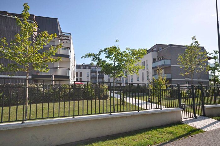 Appartement à louer - Les Clayes-sous-Bois - 2 pièces - 1 chambre