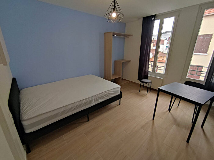Appartement à louer - Vitry-sur-Seine, Port à lAnglais, Zone dactivité - 1 pièce - 1 chambre