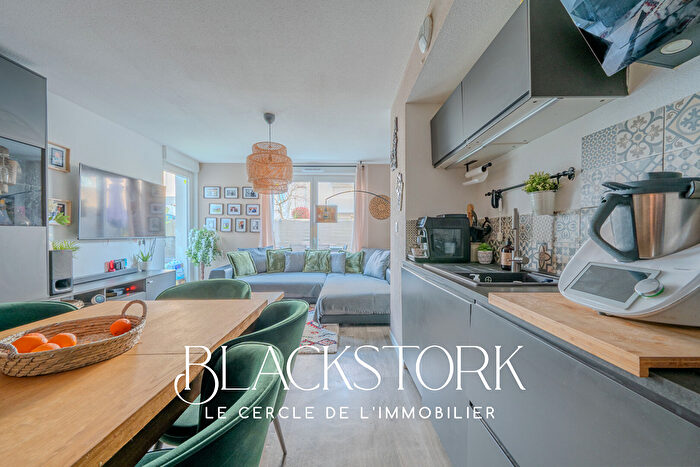 Appartement à vendre - Lingolsheim, Tiergaertel, Européen, Alouettes, Galilée, Tanneries - 3 pièces - 2 chambres
