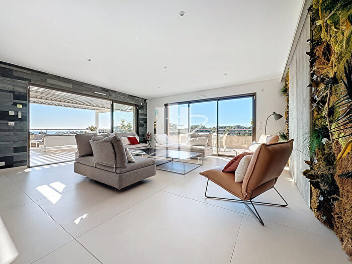 Appartement à vendre - Saint-Raphaël, Boulouris - 4 pièces - 3 chambres