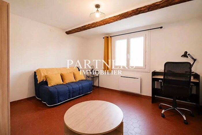 Centre Ville, Aix-en-Provence - Appartement 1 pièce à louer