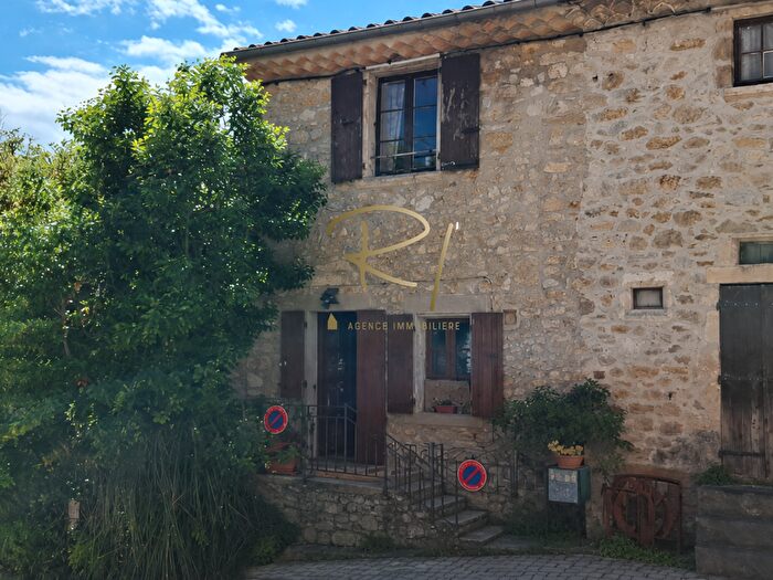 Maison 4 pièces à Salavas, à vendre