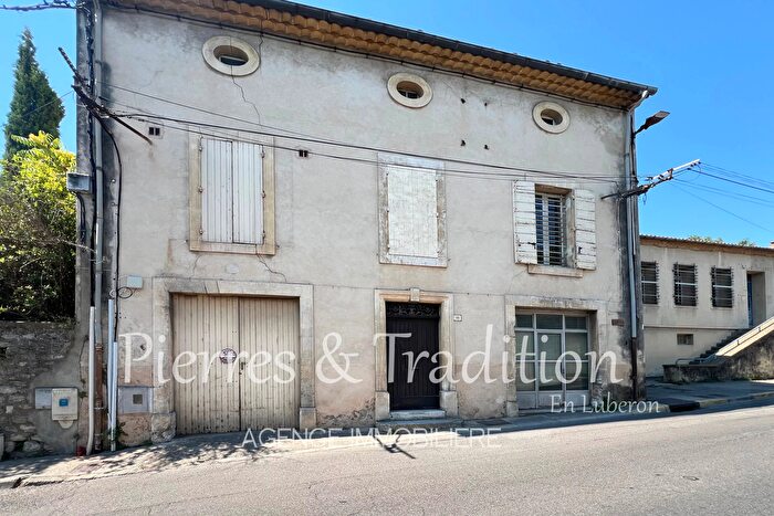 Maison 10 pièces à Apt, à vendre