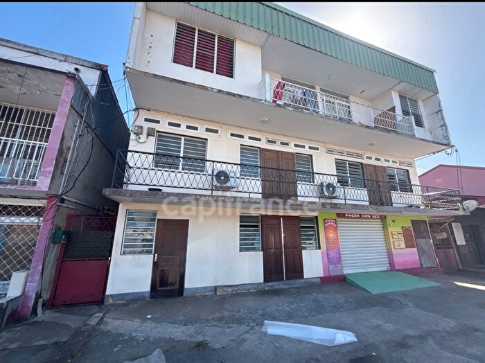 Maison à vendre - Cayenne - 4 pièces - 3 chambres