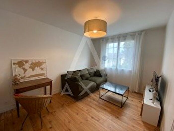 Maisons à vendre et appartements à louer - 1