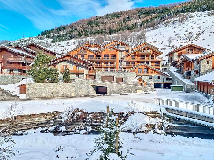 Appartement à vendre - Saint-Martin-de-Belleville - 4 pièces - 3 chambres