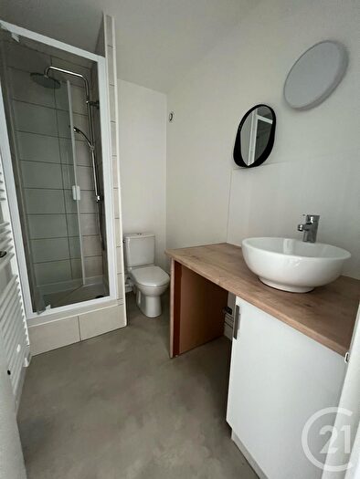 Appartement à louer - Montluçon, Centre-ville, Les Forges - 1 pièce