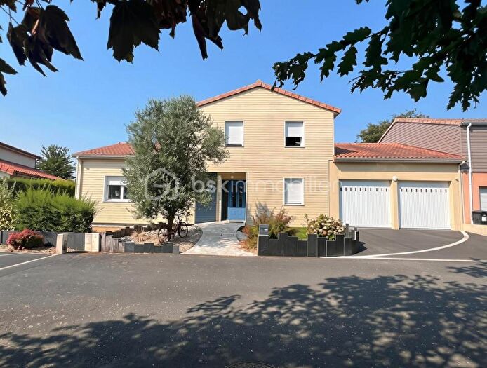 Maison 8 pièces à Beaupréau, à vendre