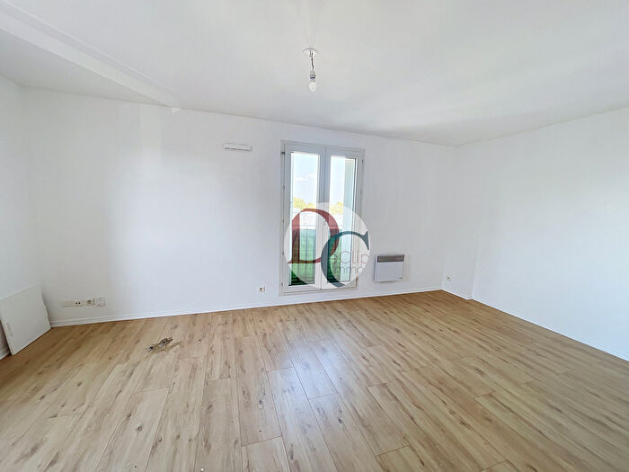 Appartement 1 pièce à louer à Senlis, Bon Secours