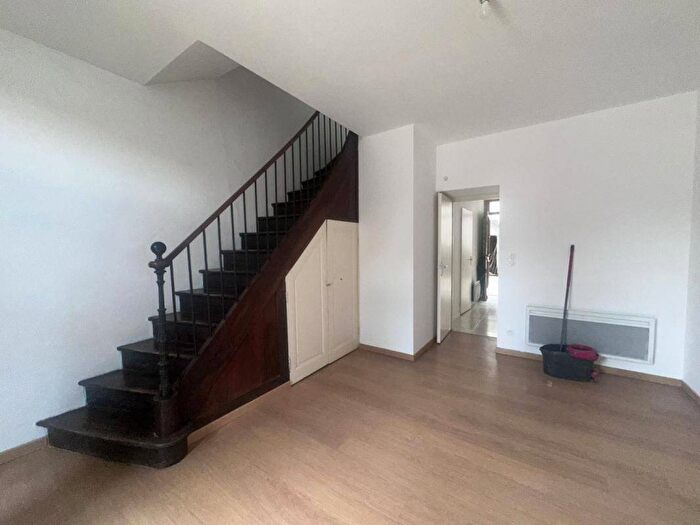 Appartement à louer - Saint-Georges-de-Commiers - 2 pièces - 1 chambre