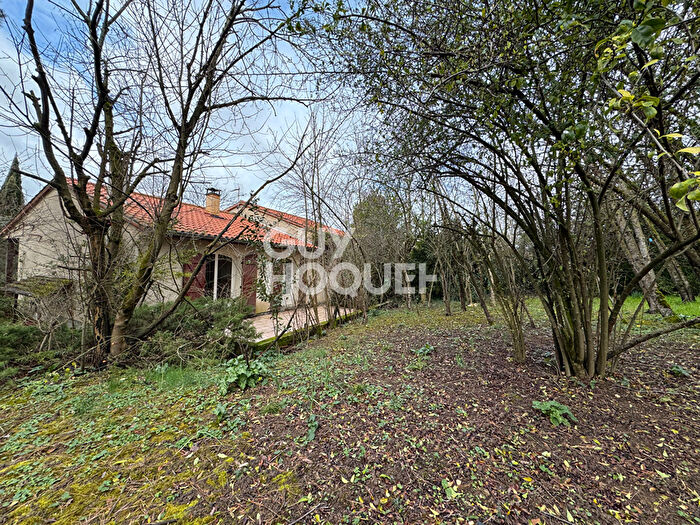 Maison à vendre - Puygouzon - 4 pièces - 3 chambres