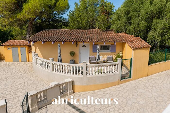 Maison 6 pièces à vendre à Les Pennes-Mirabeau, Barnouins, Plan de Campagne