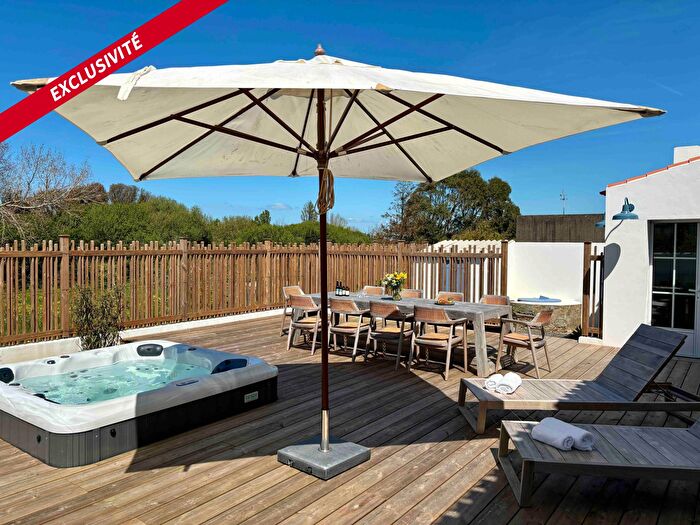 Maison à vendre - Lîle-dYeu, Port-Joinville - 5 pièces - 3 chambres