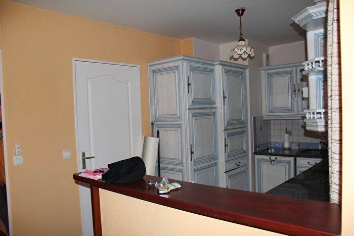 La Source, Limay : Appartement 4 pièces à louer