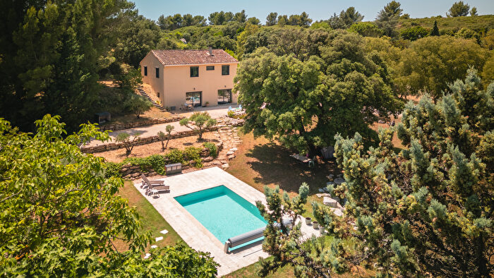 Mouriès - Maison 5 pièces à vendre