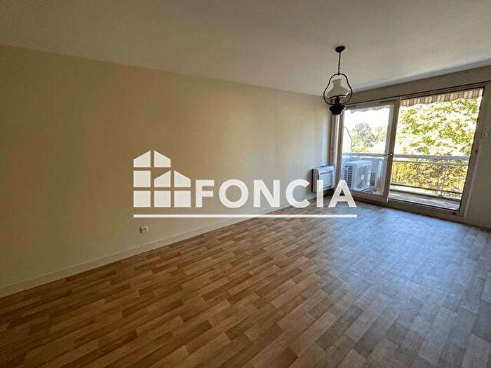 Appartement à louer - Delessert-Saint Louis-Nantilly, Saumur - 2 pièces - 1 chambre