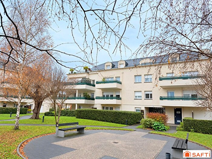Saint-Cyr-sur-Loire, Grosse Borne : Appartement 3 pièces à vendre