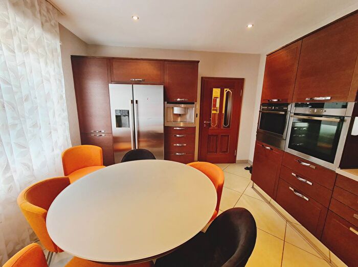 Appartement à vendre - Strasbourg, Neudorf, Saint-Urbain, Landsberg - 4 pièces - 3 chambres