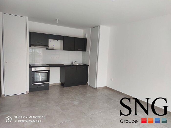 Appartement à louer - Moret Loing et Orvanne - 2 pièces - 1 chambre