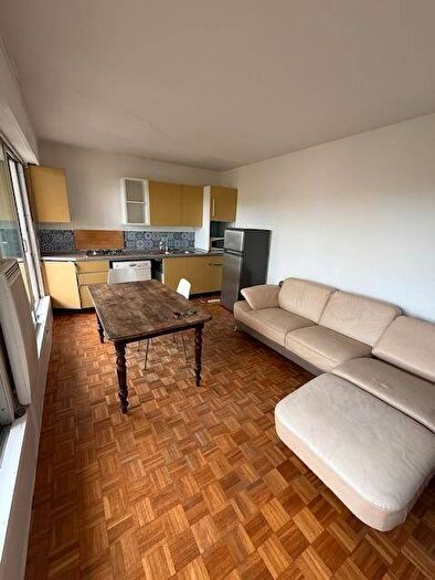 Appartement à louer - Flammarion, Lyon ème arrondissement - 3 pièces - 2 chambres