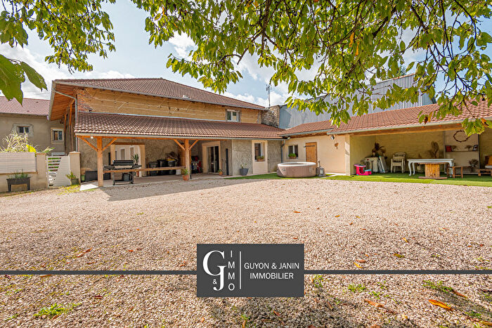 Montrevel-en-Bresse - Maison 6 pièces à vendre