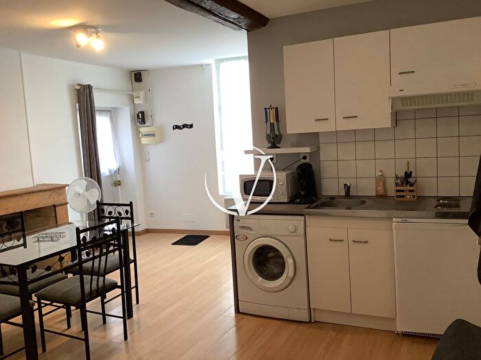 Appartement à louer - Sud, Vendôme - 2 pièces - 1 chambre