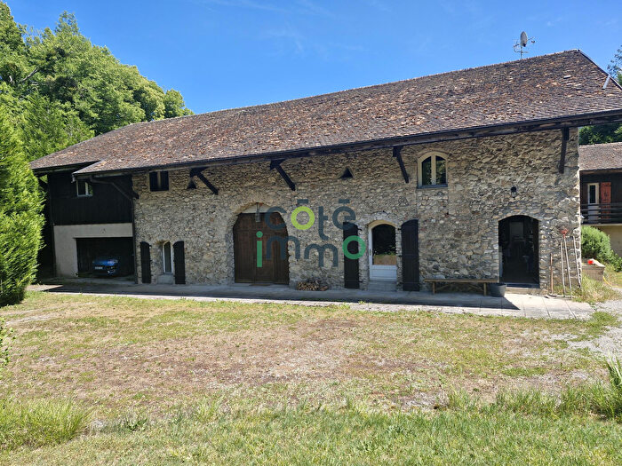 Armoy : Maison 9 pièces à vendre