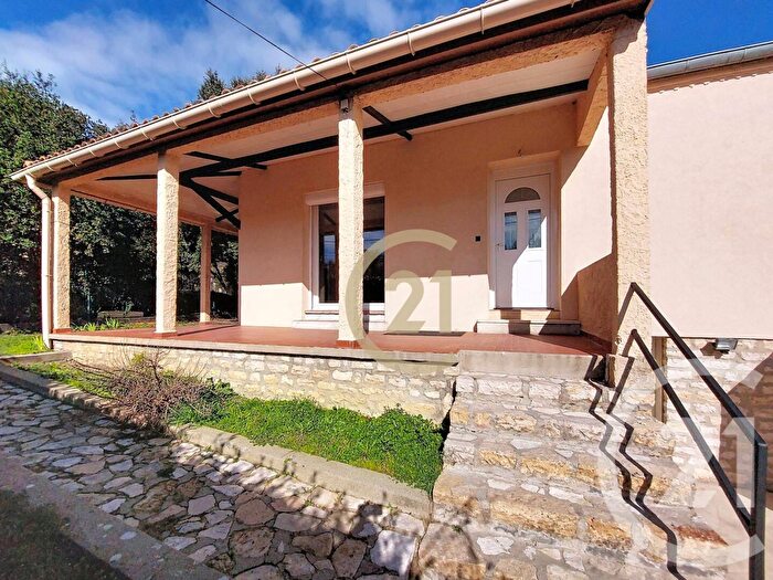 Maison à louer - Arpaillargues-et-Aureillac - 4 pièces - 3 chambres