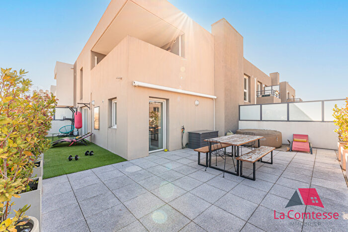 Appartement à vendre - Marseille e , Pont de Vivaux - 3 pièces - 2 chambres