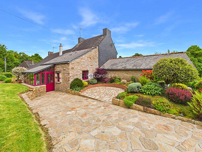Guiscriff - Maison 8 pièces à vendre