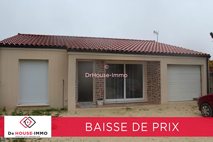 Maison à vendre - Aumagne - 4 pièces - 3 chambres