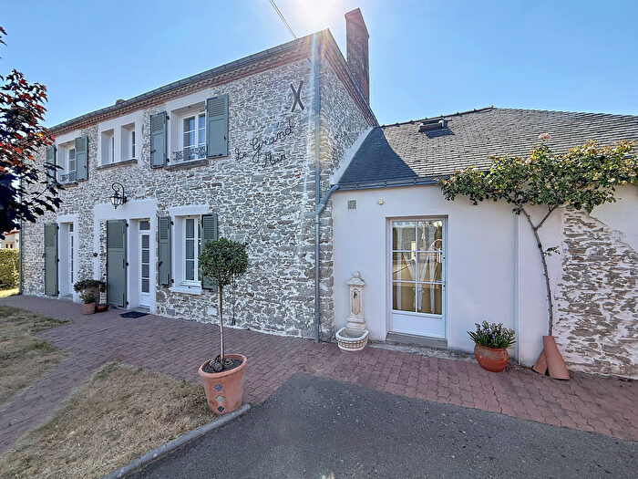 Maison 7 pièces à Saint-Michel-Chef-Chef, à vendre