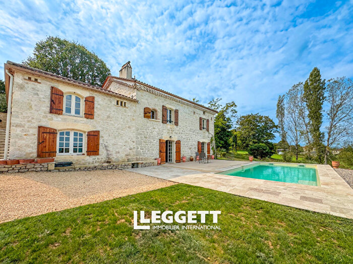 Maison à vendre - Montayral - 6 pièces - 4 chambres