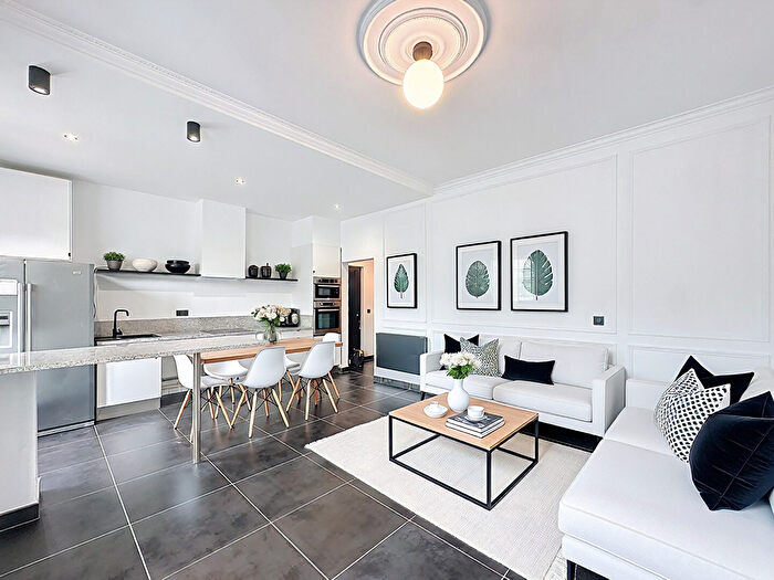 Saint-Maur-des-Fossés, La Varenne - Appartement 2 pièces à vendre