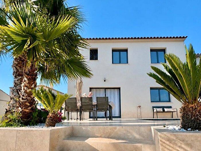 Maison 5 pièces à louer - Gramenieres, La Fare-les-Oliviers
