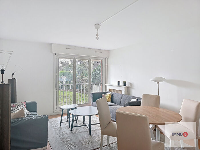 Appartement à vendre - Noisy-le-Grand, Nord - 3 pièces - 2 chambres