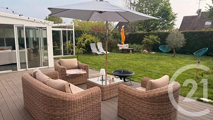 Maison à louer - Belle Croix, Ozoir-la-Ferrière - 7 pièces - 5 chambres