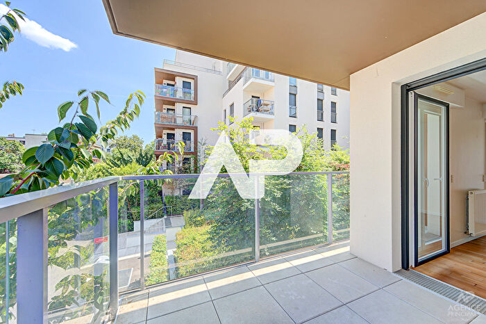 Rueil-Malmaison, Bords de Seine : Appartement 3 pièces à vendre