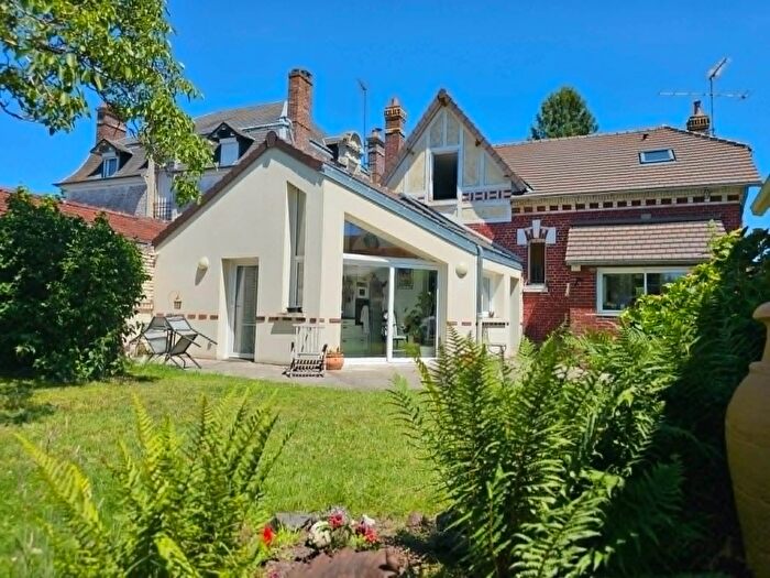 Noyon - Maison 7 pièces à vendre