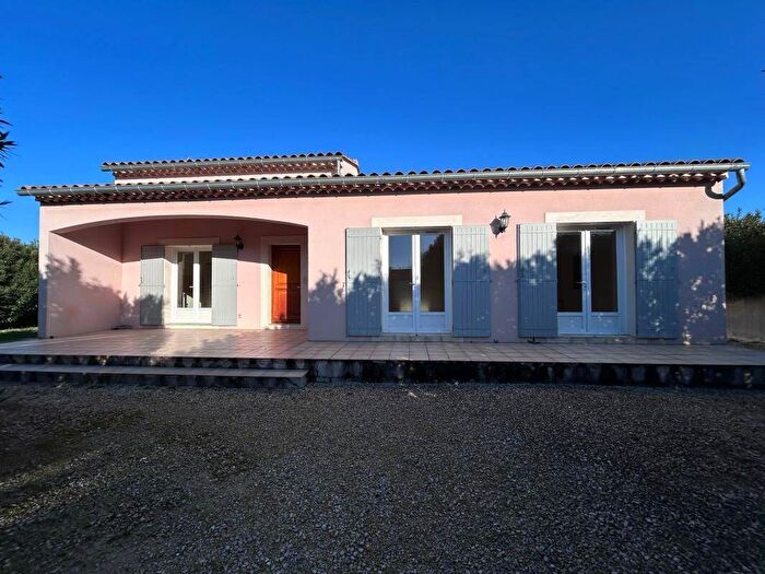 Maison à louer - Rognonas - 4 pièces - 3 chambres