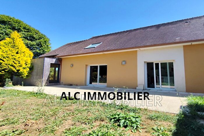 Maison 6 pièces à Cerisé, à vendre