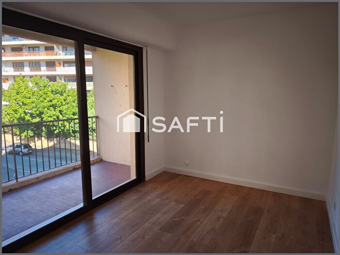 Appartement à vendre - Bastia, Centre-ville, Cardo - 3 pièces - 2 chambres