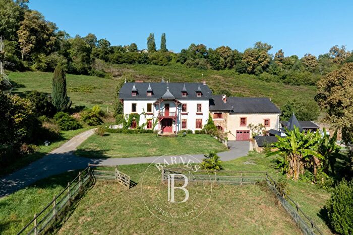 Maison 15 pièces à vendre à Pau