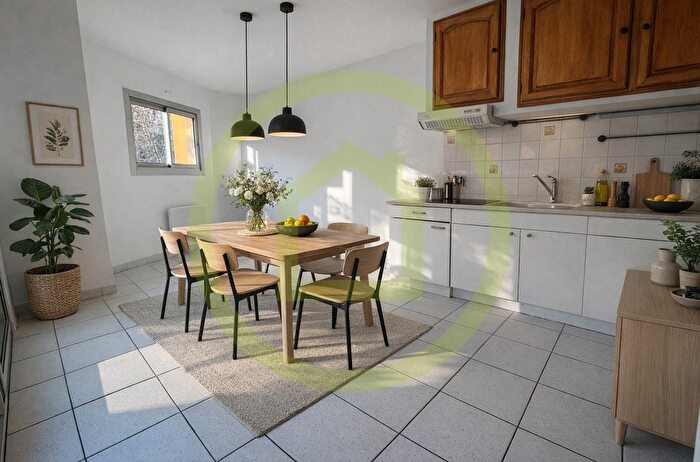 Appartement à vendre - Théoule-sur-Mer - 3 pièces - 2 chambres