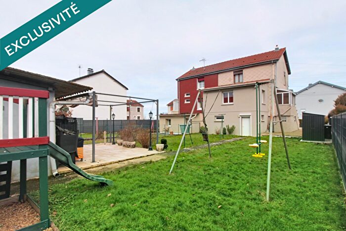 Maison à vendre - Villerupt - 6 pièces - 3 chambres