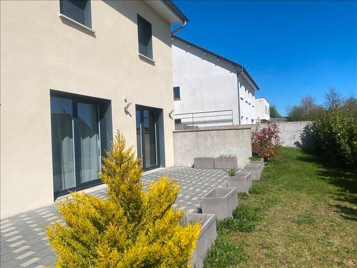 Maison 4 pièces à Faubourg de Belfort, Héricourt, à louer