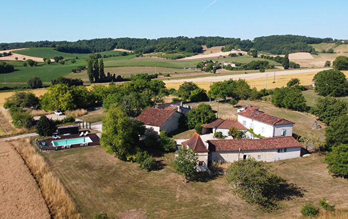 Maison 11 pièces à vendre - Palluaud