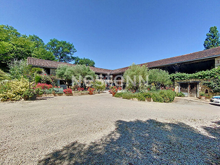 Maison à vendre - Seissan - 7 pièces - 5 chambres