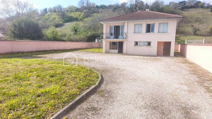 Maison à vendre - Beaurepaire - 5 pièces - 3 chambres