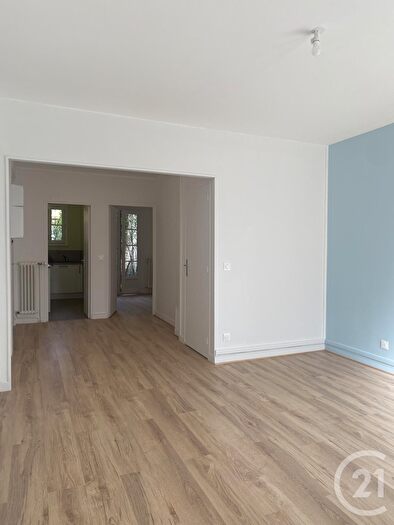 Appartement à louer - Fontainebleau, France, Joffre - 2 pièces - 1 chambre